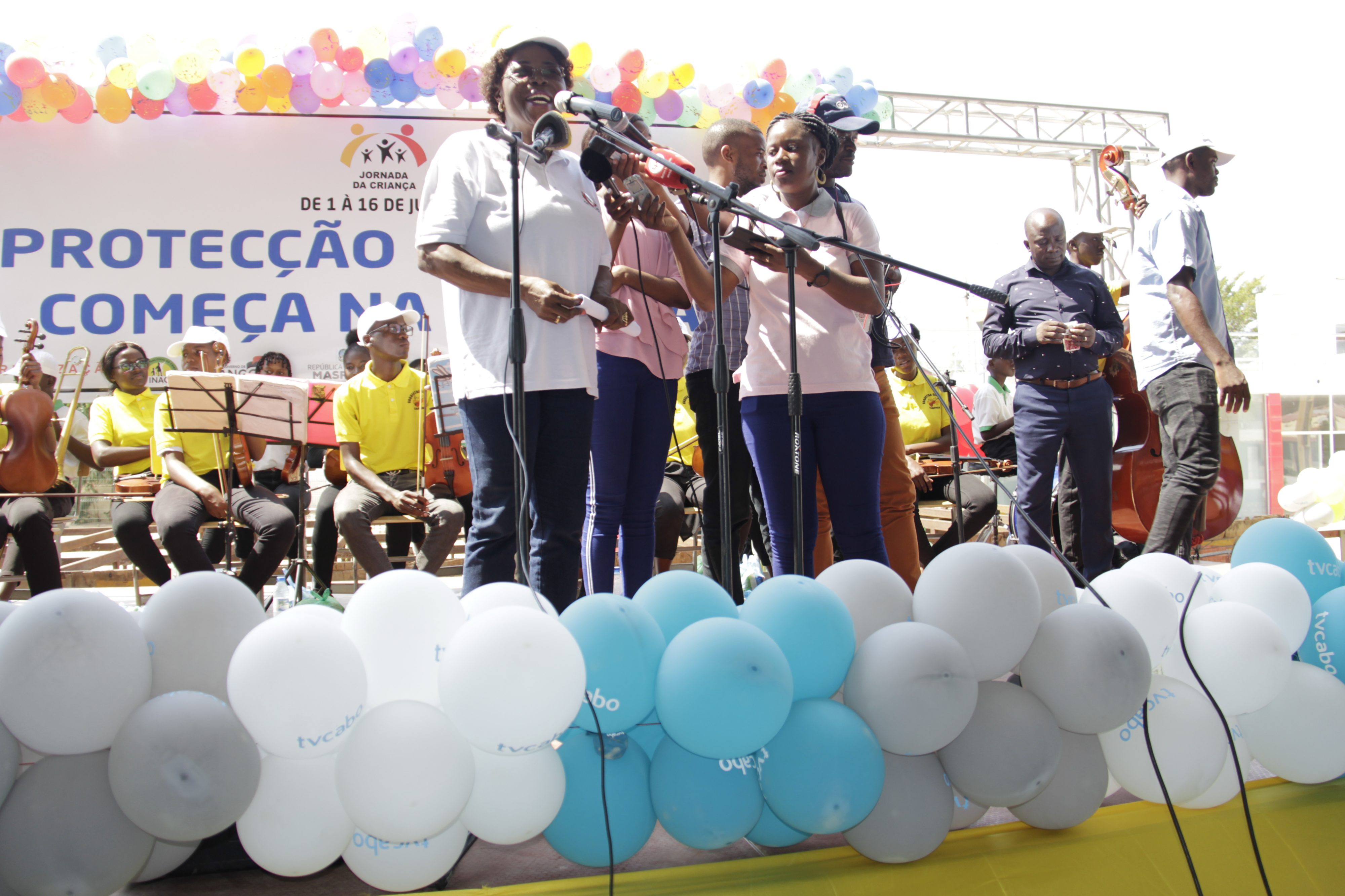 TVCABO junta-se ao INAC e leva tecnologia e alegria às crianças no dia ...