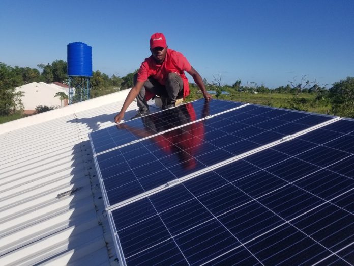 [Moçambique] Chimuara terá central solar para gerar 30 MW - Menos Fios
