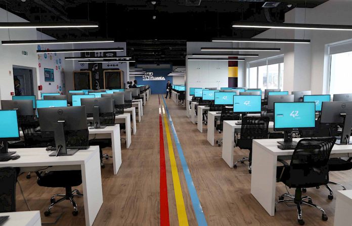 Luanda wins first programming school in the country - Menos Fios